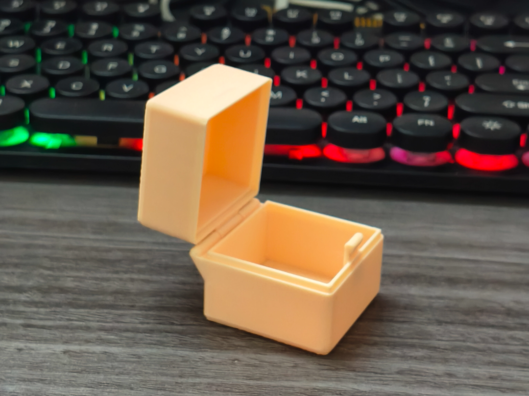 小盒子 来自 Jason MakerWorld：免费下载 3D 模型