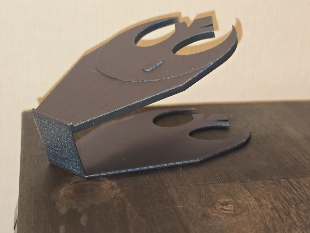 Millennium Falcon Wireless Mouse Display - Free 3D Print Model - MakerWorld