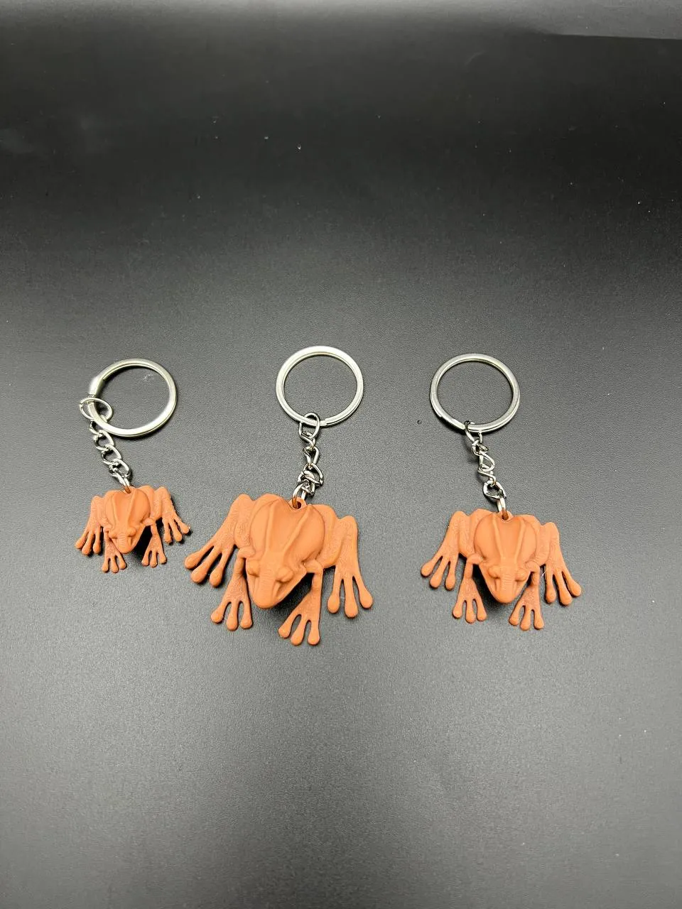 Harry Potter chocolate frog keychain - Free 3D Print Model - MakerWorld