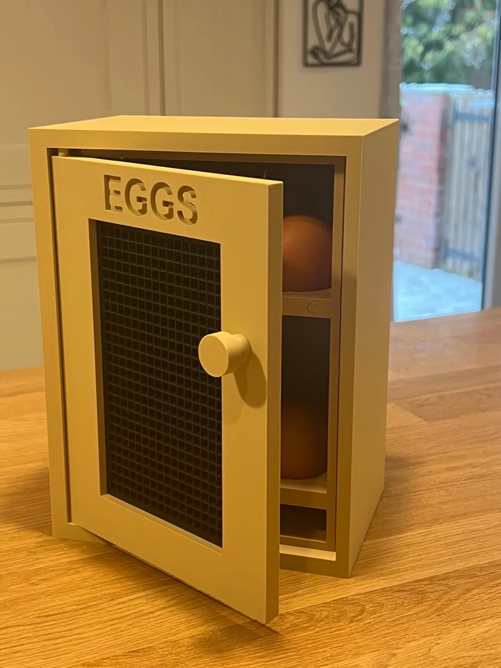 3D Printed Egg House with Magnetic Door - Free 3D Print Model - MakerWorld