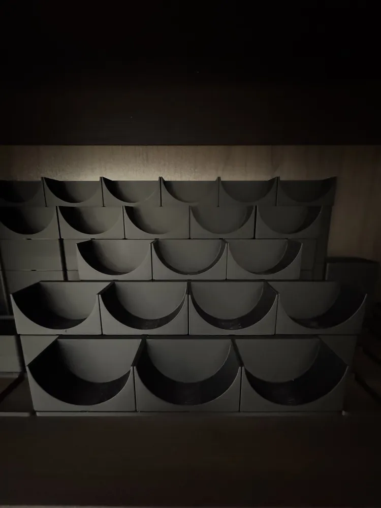Gridfinity Hockey Puck Display - Free 3D Print Model - MakerWorld