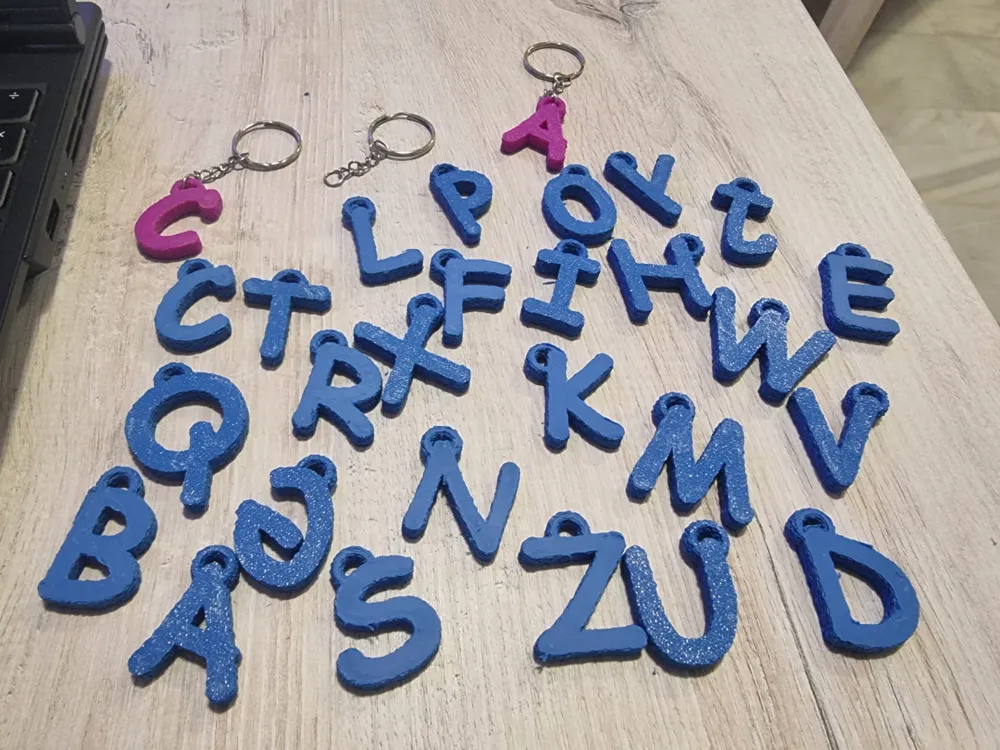 T Keychain with letter by nasty.cadiz - MakerWorld