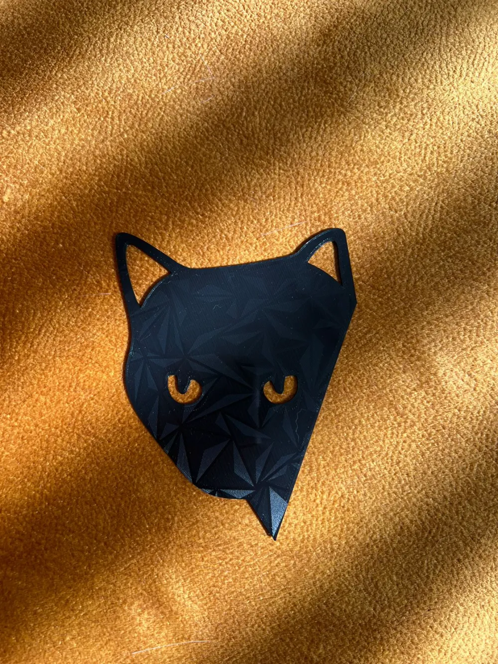 Cat shape in the window - Free 3D Print Model - MakerWorld