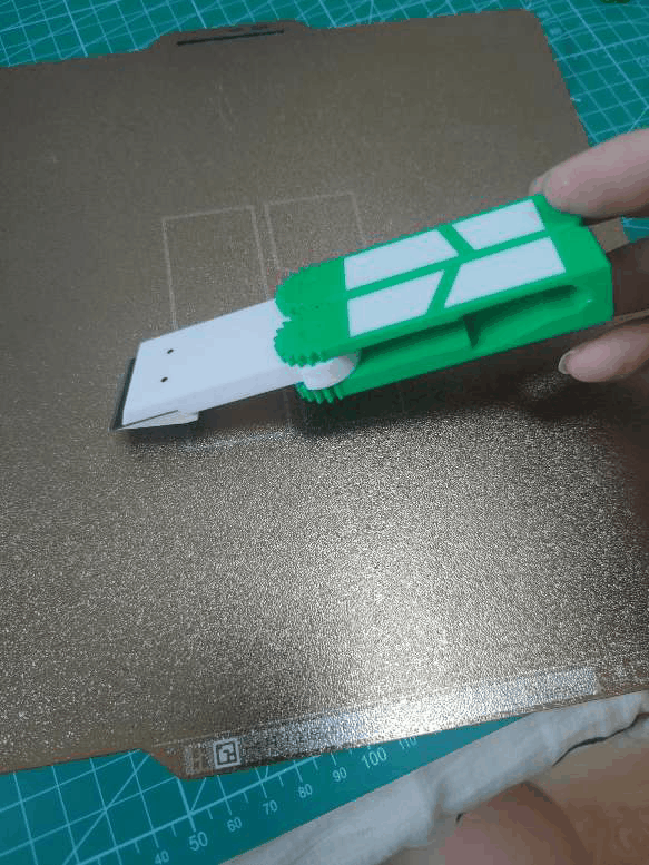 Folding Build Plate Scraper by 萌小白DIY MakerWorld: Download Free 3D Models