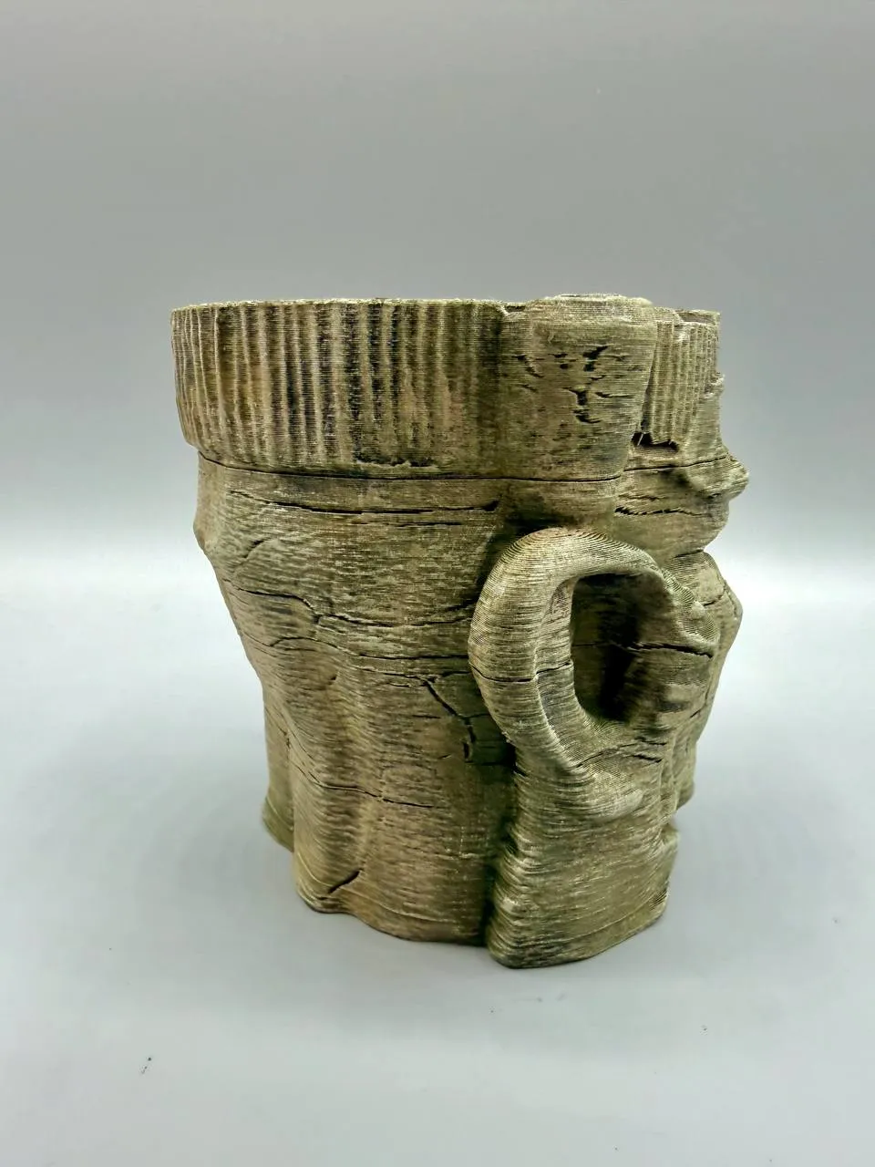 Ancient Stone Face Hide - Free 3D Print Model - MakerWorld