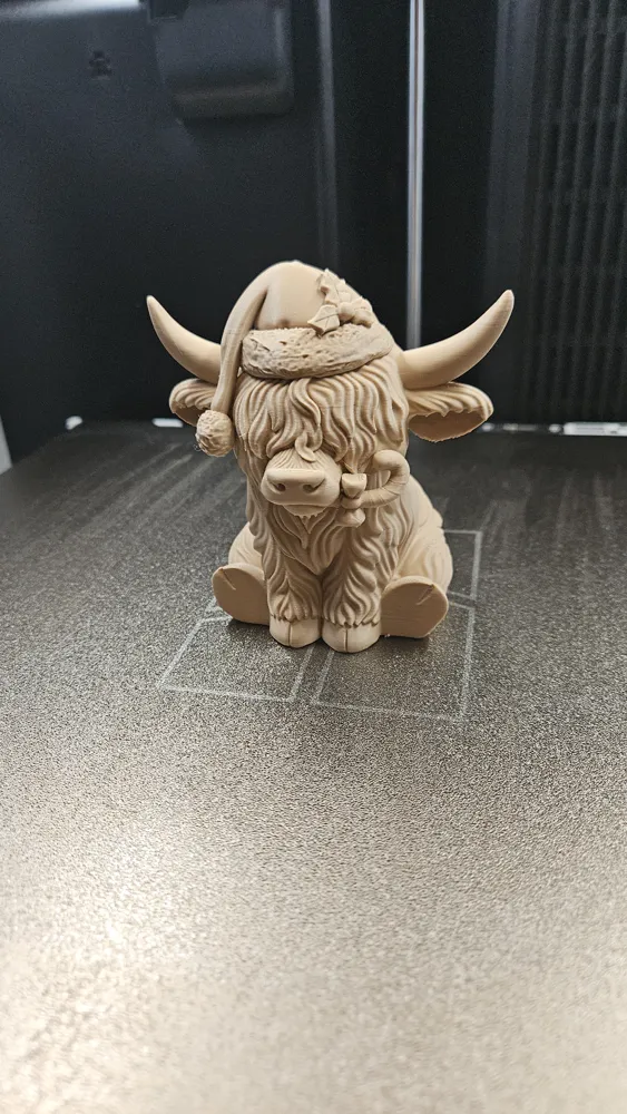 Christmas Highland Cow - Free 3D Print Model - MakerWorld