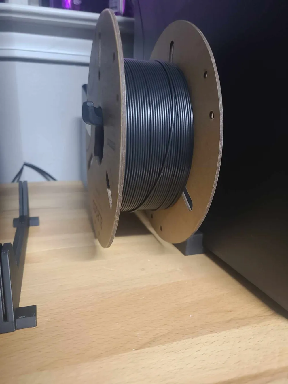 Bambu Side Spool holder- No hardware needed by jkmayfield26 - MakerWorld