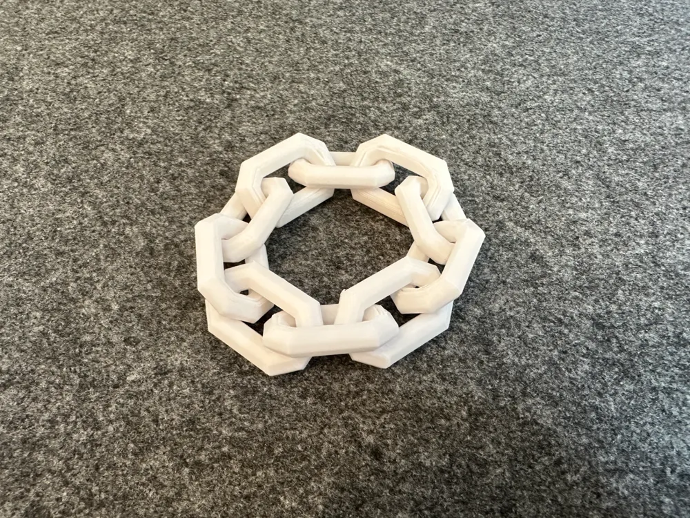 Endless chain fidget - pip - 10 and 28 pieces by The Spirit - MakerWorld