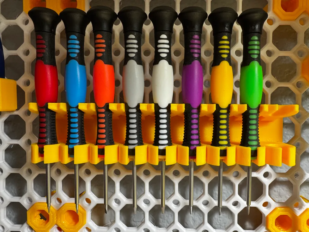 Precision Screwdriver Holder for Multiboard by PCD3D - MakerWorld