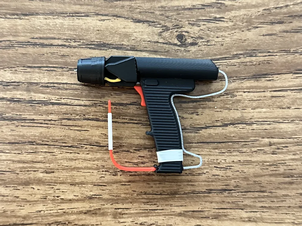 Snap Hook - ARC Raiders - Free 3D Print Model - MakerWorld