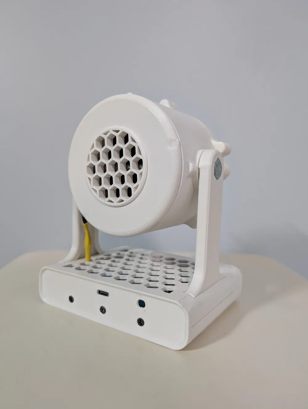 90mm CPU fan solder fume extractor - Free 3D Print Model - MakerWorld