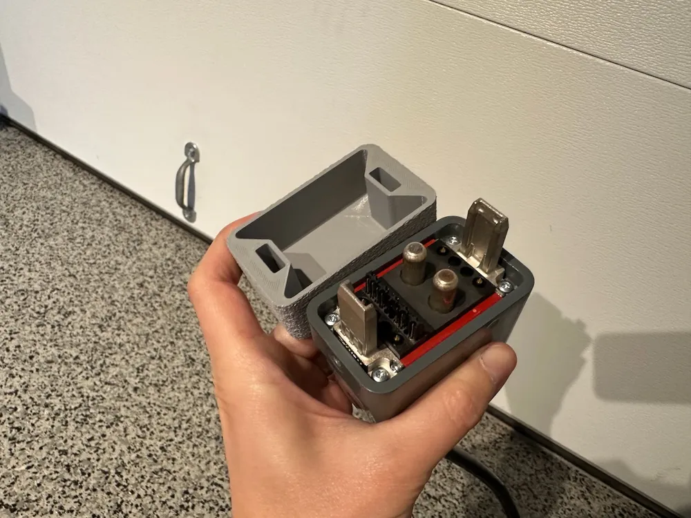 JS3 RES Friction Fit Charger Cap by 8OrangePants - MakerWorld