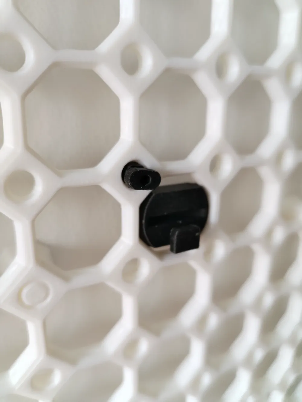 Minimalist Google Nest Mini Multiboard Mount Remixed by zygorf - MakerWorld