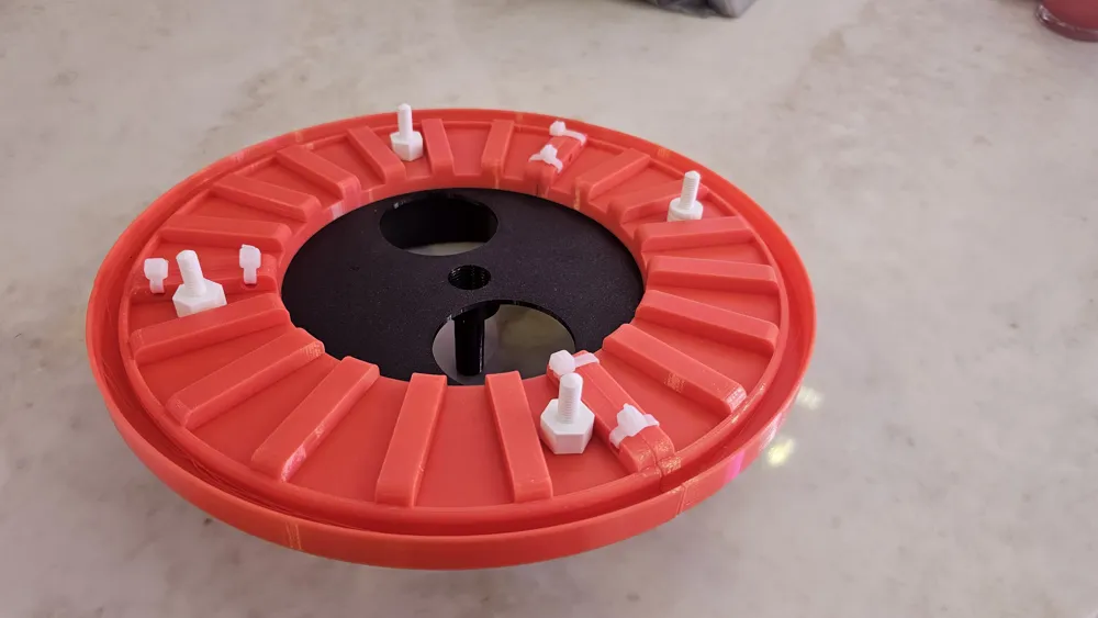 Hoocho Modular Hydroponic Tower Bucket Lid - Free 3D Print Model ...