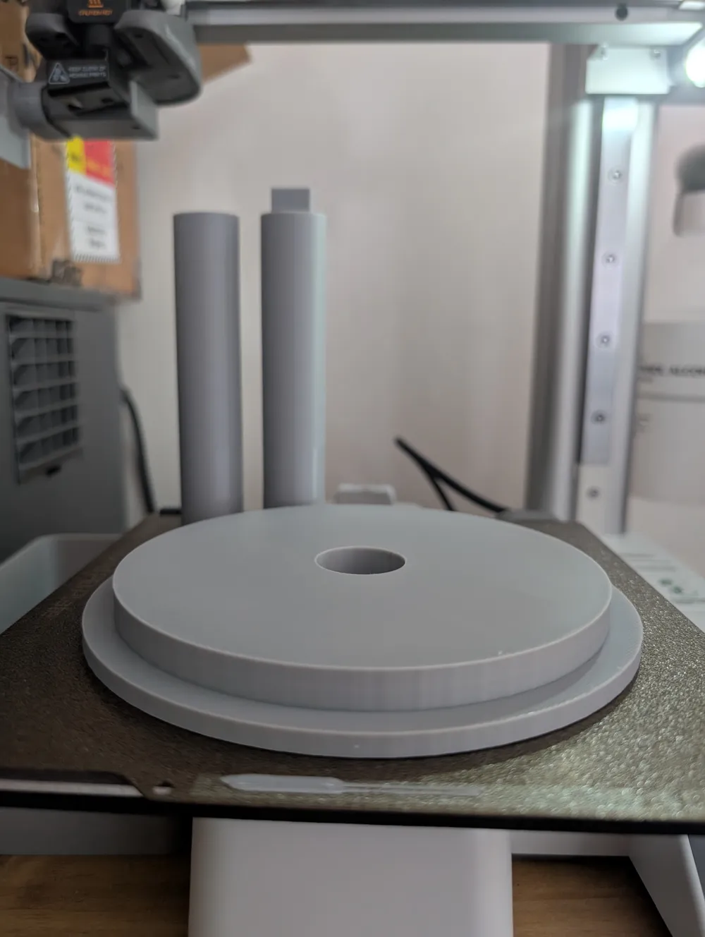 Cosplay Helmet Stand V2 - Free 3D Print Model - MakerWorld