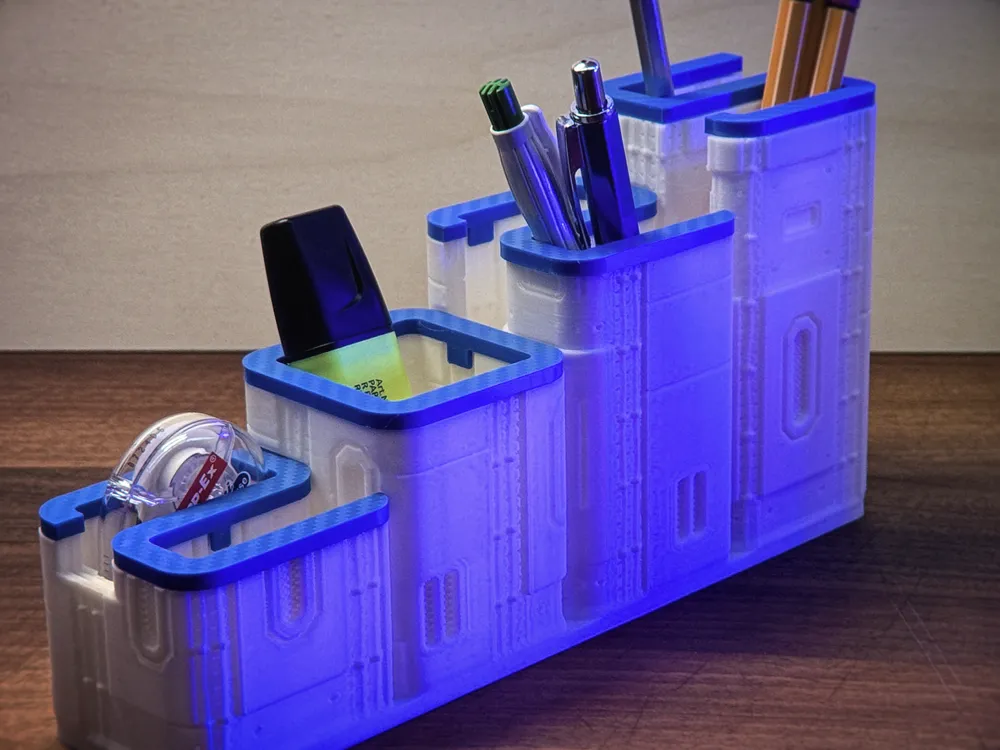 FutureVision: 2025 Desk Organizer by Structales - Roadrunner4d ...