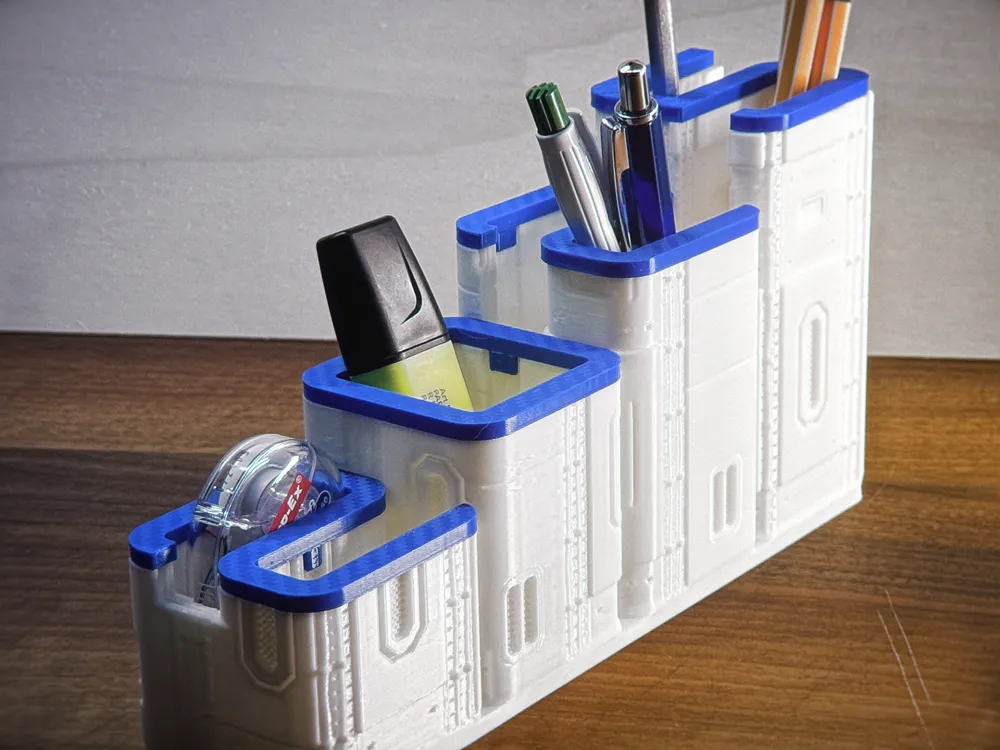 FutureVision: 2025 Desk Organizer by Structales - Roadrunner4d ...