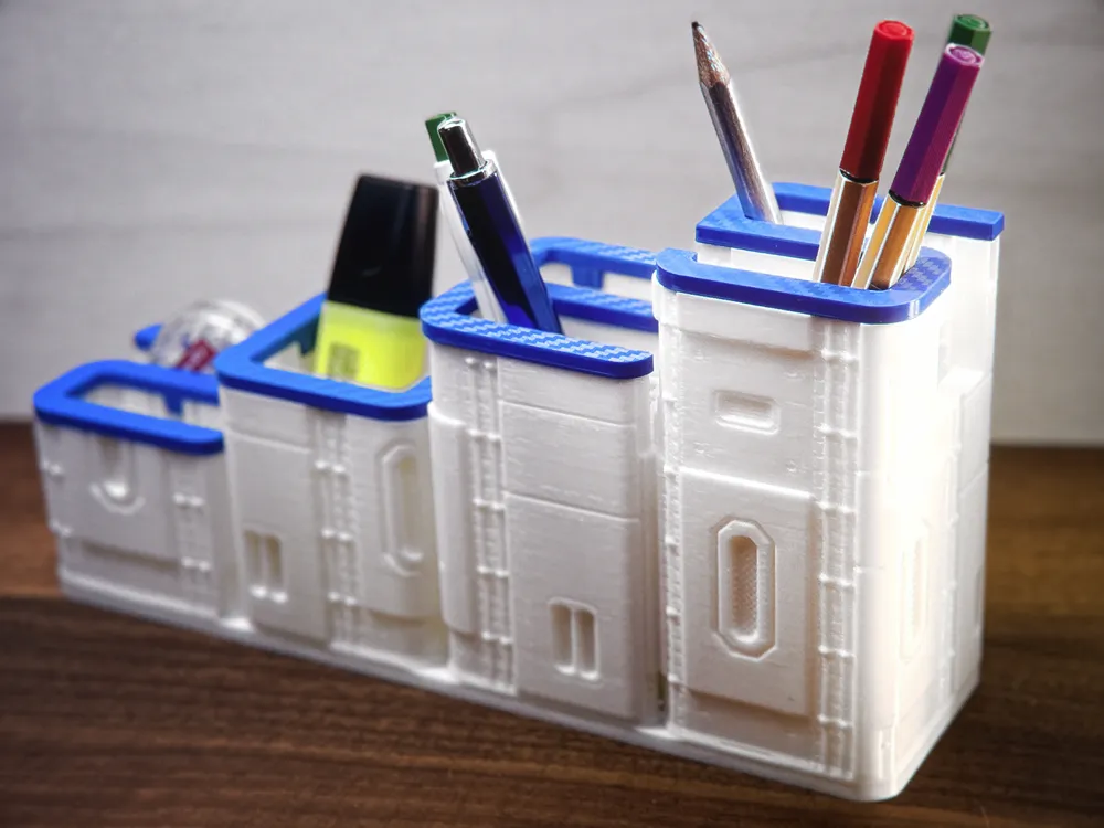 FutureVision: 2025 Desk Organizer by Structales - Roadrunner4d ...