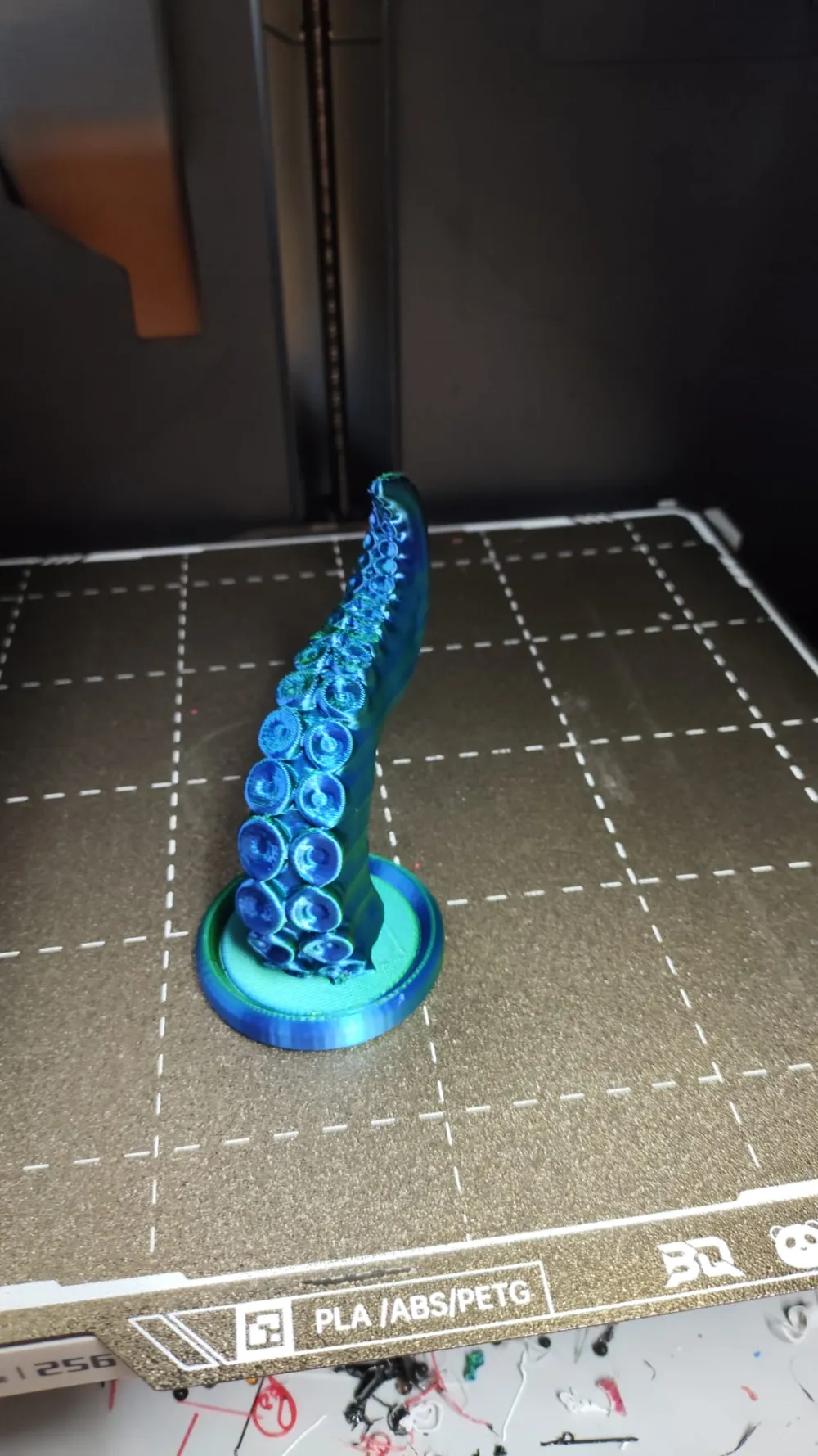 Tentacle Hook Hidden Screw Remixed by Kinkycrafting MakerWorld: Download Free 3D Models