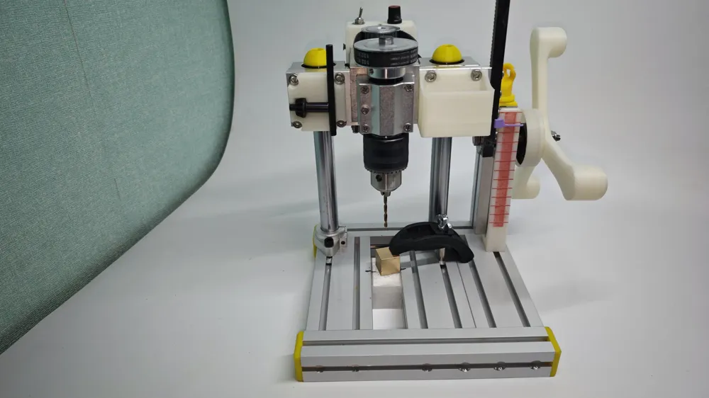 Metal small drill press by 梦想家 MakerWorld: Download Free 3D Models