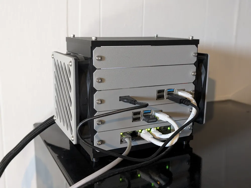 mini server rack by SEA_allen - MakerWorld