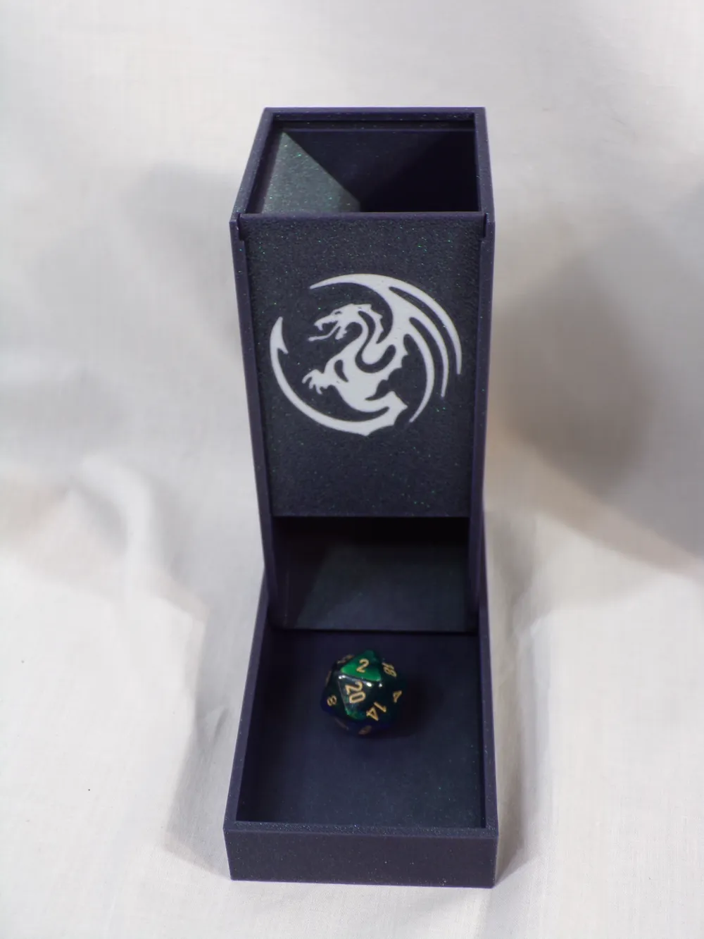 Portable Dice Tower & Dice Storage Remixed by Cliffrose - MakerWorld