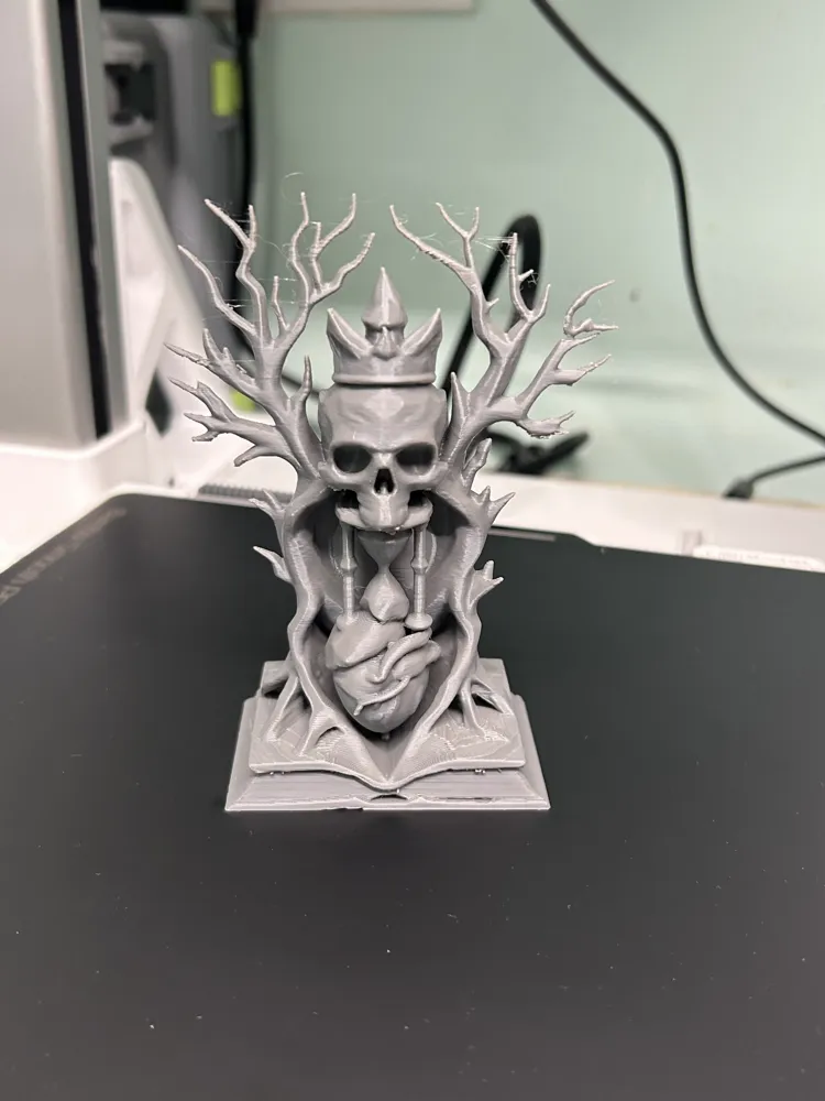 The Crown of Time by Disaster MakerWorld: Download Free 3D Models