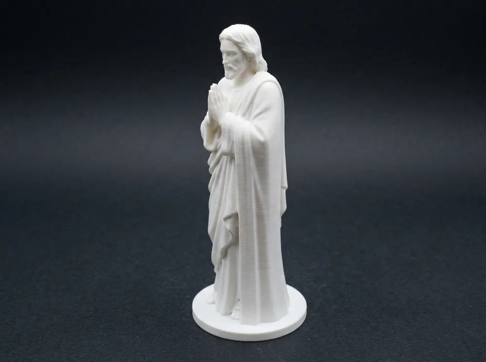 Praying Figure Sculpture - Free 3D Print Model - MakerWorld