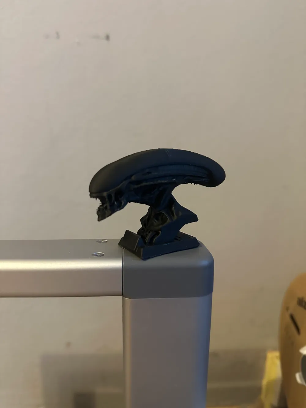 Xenomorph Alien bust by ShadowTouchMakerWorld: Download Free 3D Models