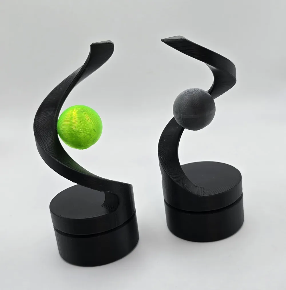 Optical illusion desk spinner - Free 3D Print Model - MakerWorld