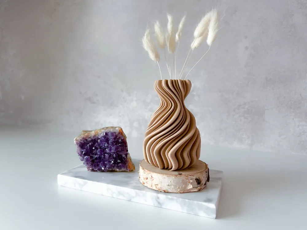 Flux Vase - Free 3D Print Model - MakerWorld