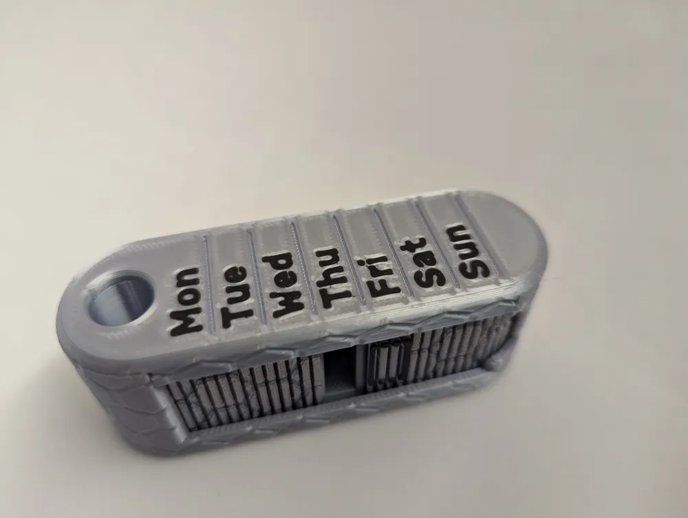 Customizable Pill Box by Cobo - MakerWorld