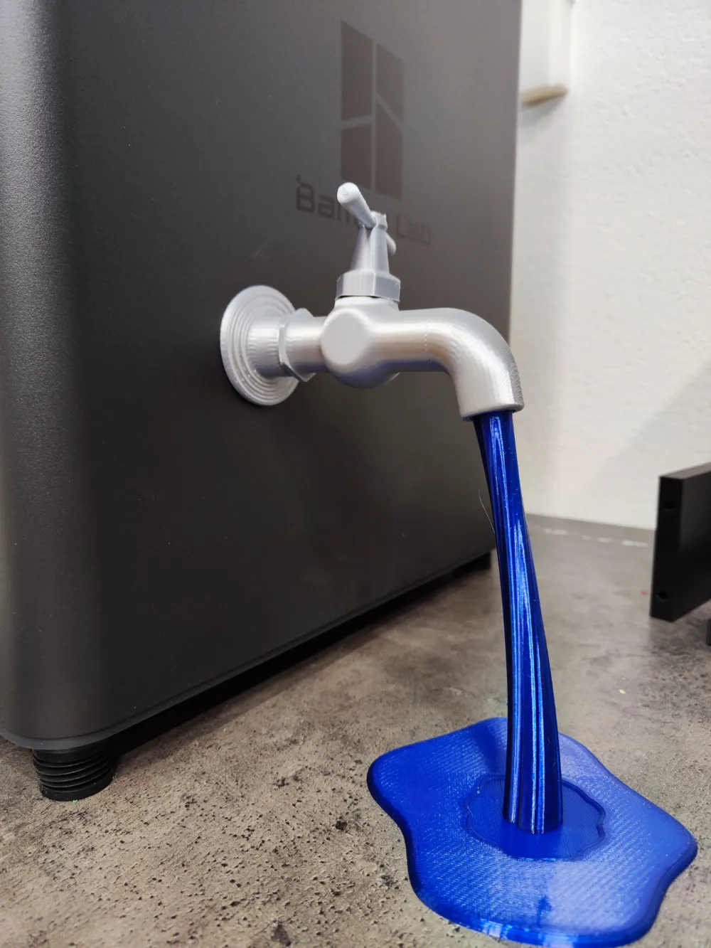 Magic Faucet Remixed by Creatività in 3D - MakerWorld