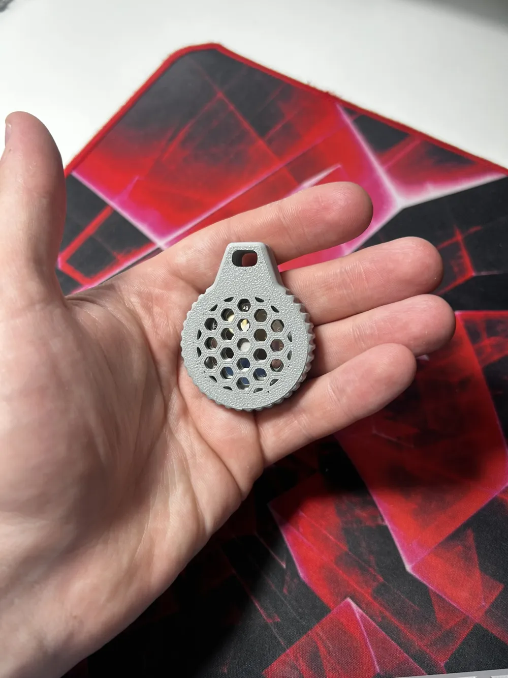 Hex AirTag Holder - Free 3D Print Model - MakerWorld