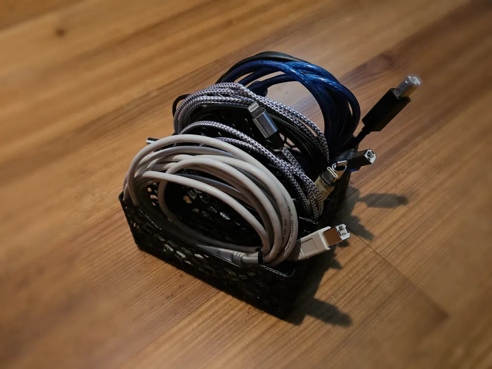 Light Gridfinity Cable Bin Wide by MooseManMakerWorld: Download Free 3D ...