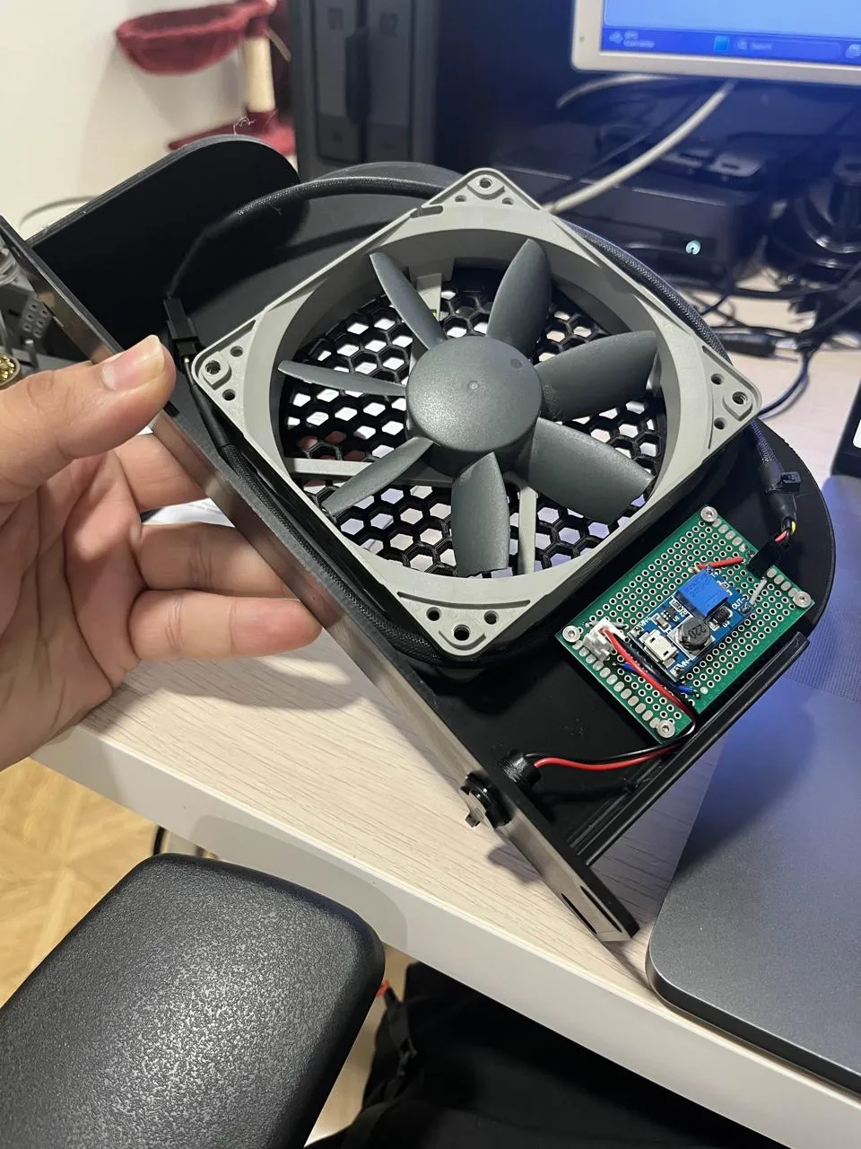 120 mm fan mount for 10-inch racks - Free 3D Print Model - MakerWorld