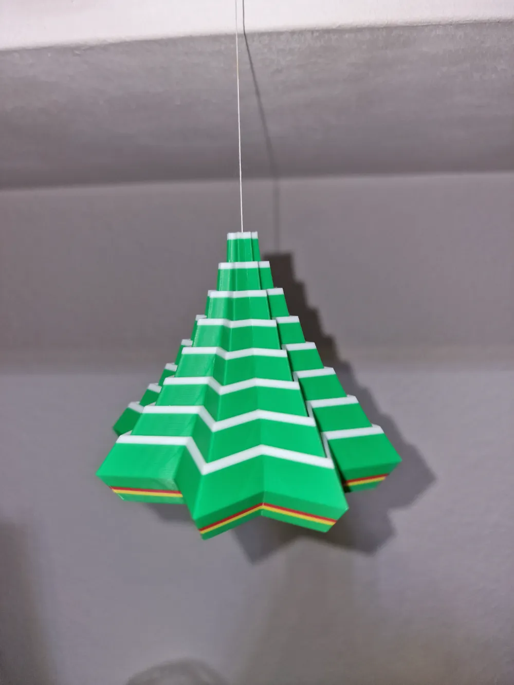 Foldable Christmas Tree by QuiqueCrimson MakerWorld: Download Free 3D ...