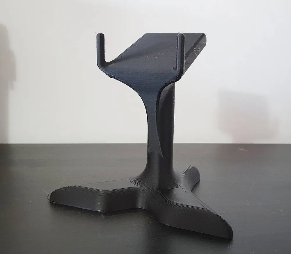 FPV Racing Drone Stand (No Supports Needed) by ByteSlinger - MakerWorld