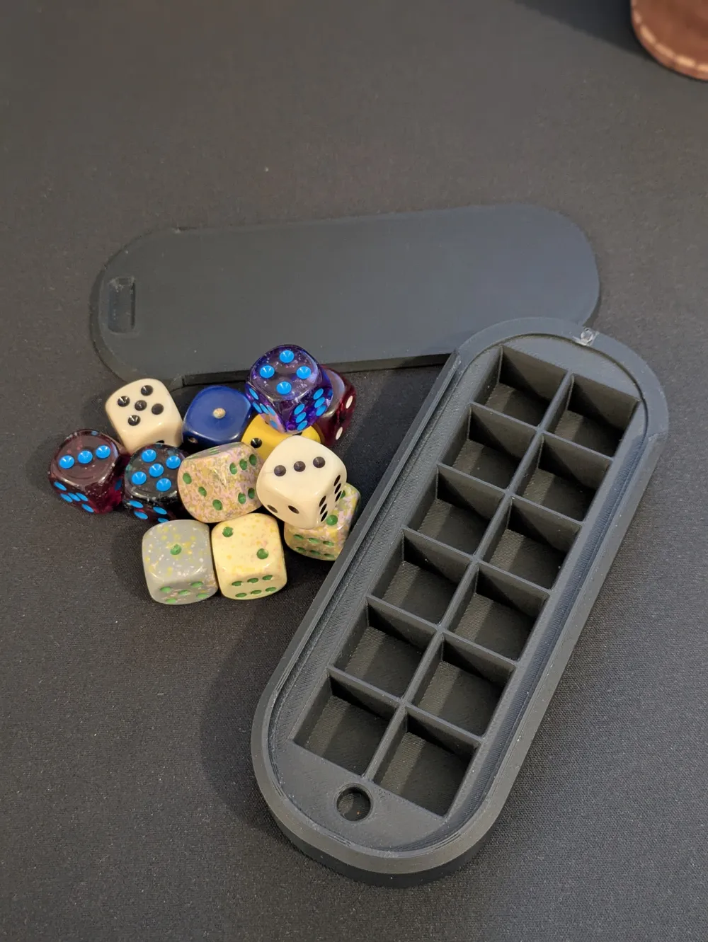 Dice Box - Sliding Lid for “12 - D6 Dice” (16 mm) by RolltreppenMax ...