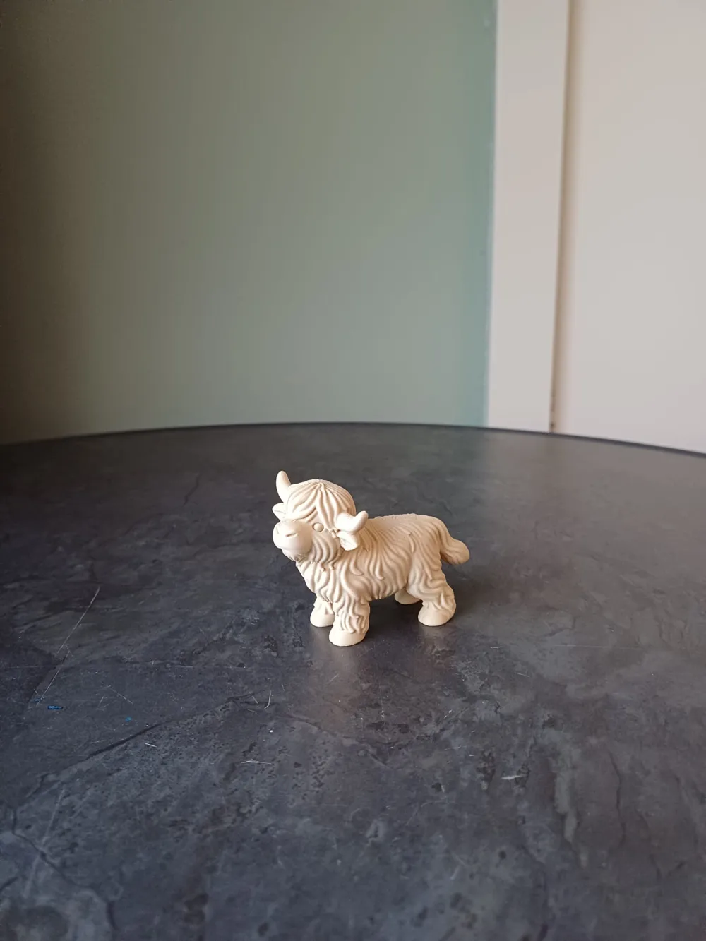 Cute Highland Cow – Mini Fluffy Bull Figurine - Free 3D Print Model ...