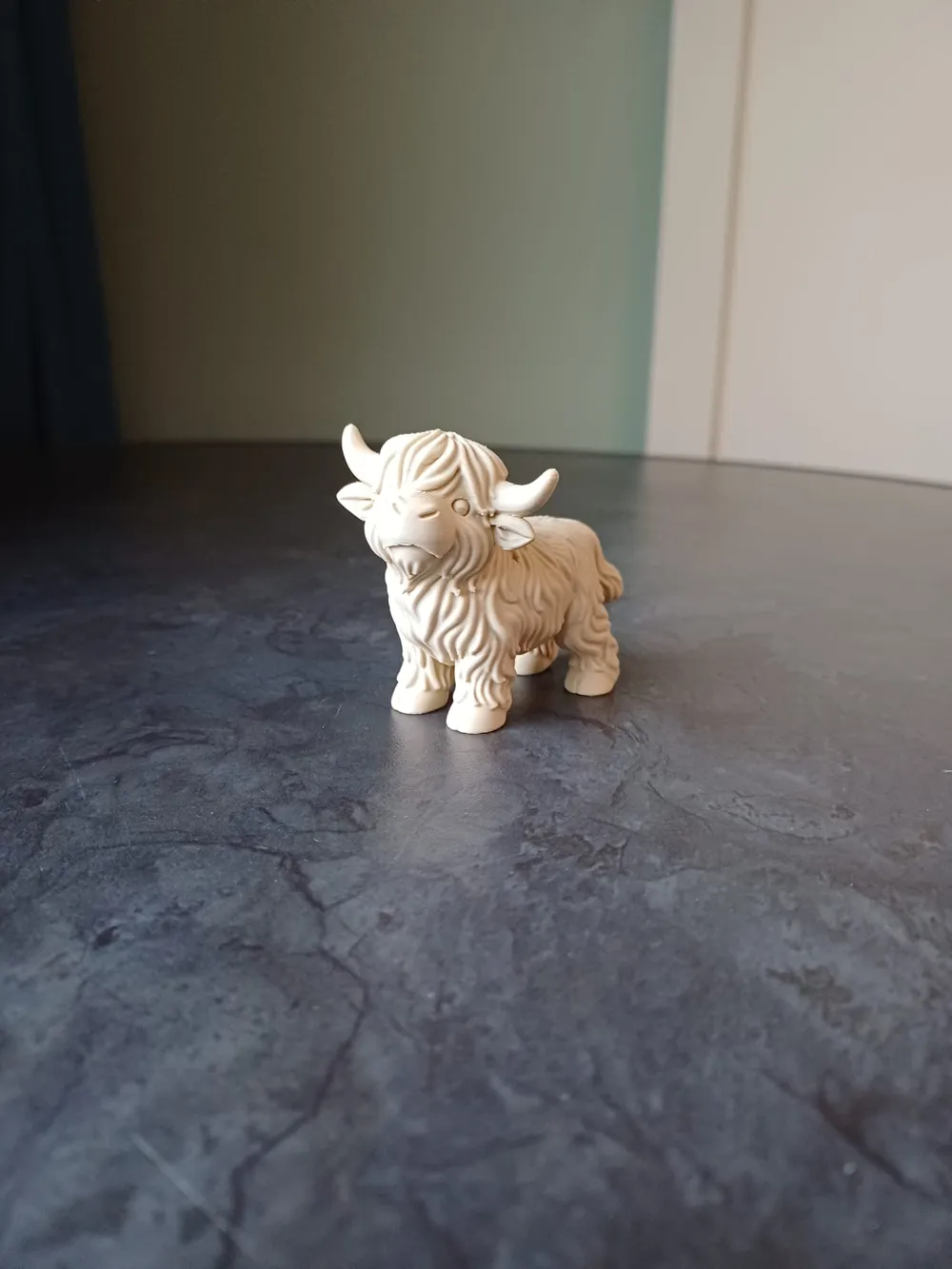 Cute Highland Cow – Mini Fluffy Bull Figurine - Free 3D Print Model ...