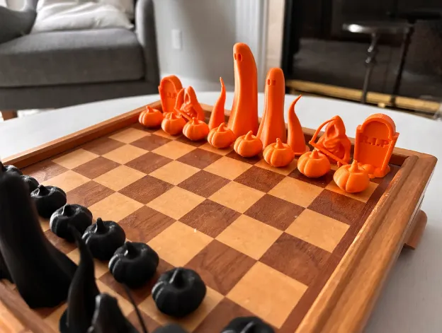 Halloween Chess Set by Johannes MakerWorld: Download Free 3D Models
