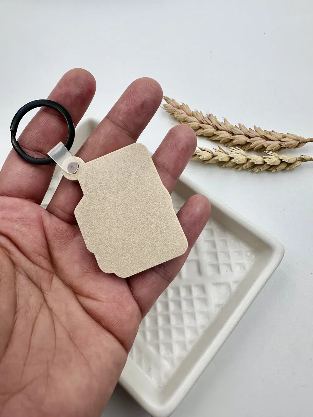 NFC camera keychain by 3d Family World MakerWorld: Download Free 3D Models