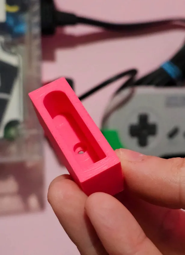 snes super nintendo controller plug wall mount by FRANKY - MakerWorld
