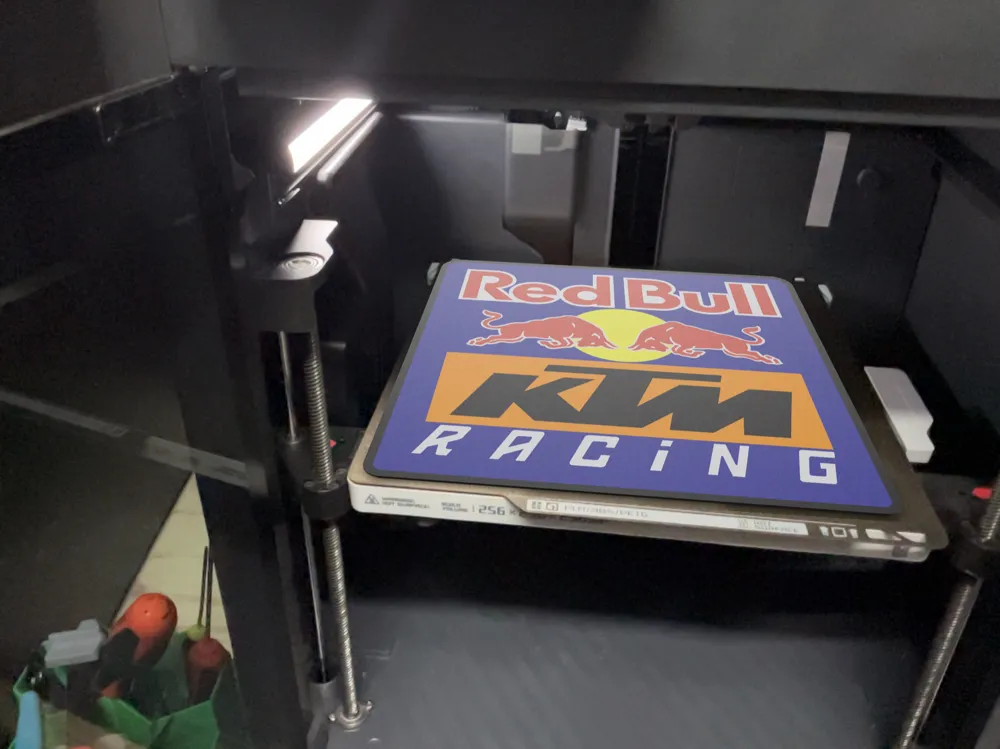 red bull Kim led Lightbox by Vitormhs - MakerWorld