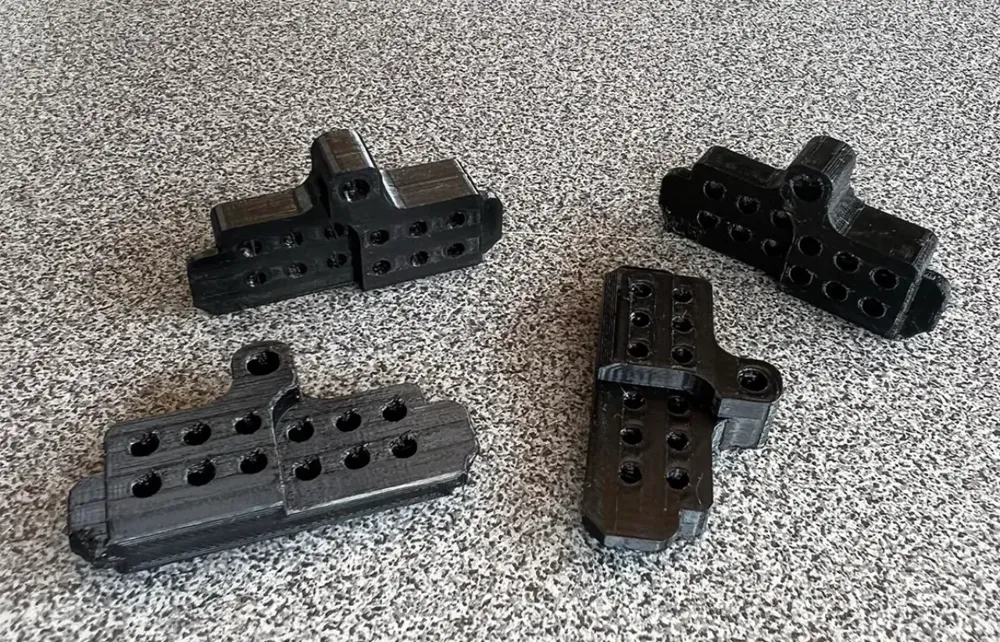 Shimano 4 Piston Service Block Remixed by My-site - MakerWorld