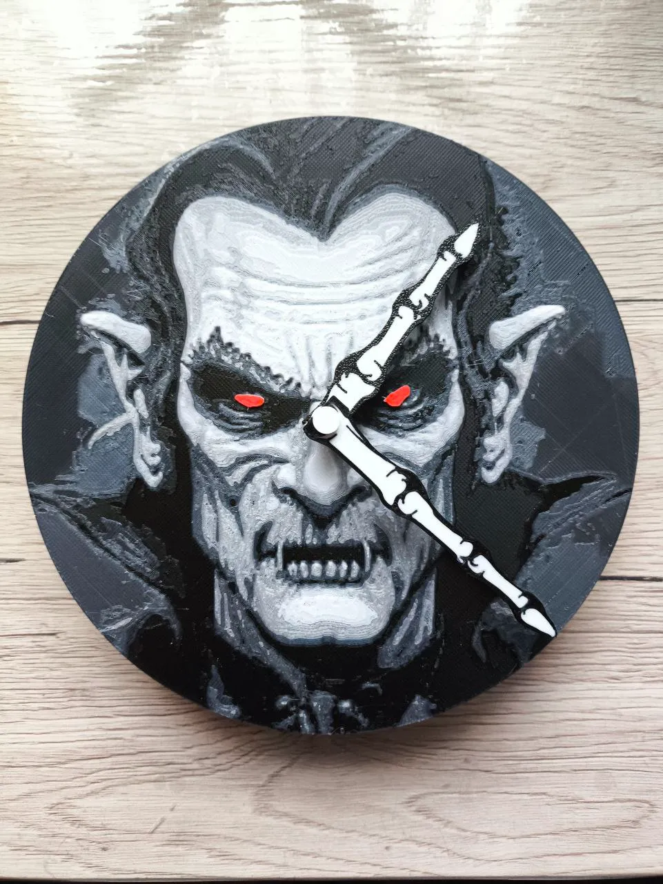 Vampire Clock Hueforge - Free 3D Print Model - MakerWorld