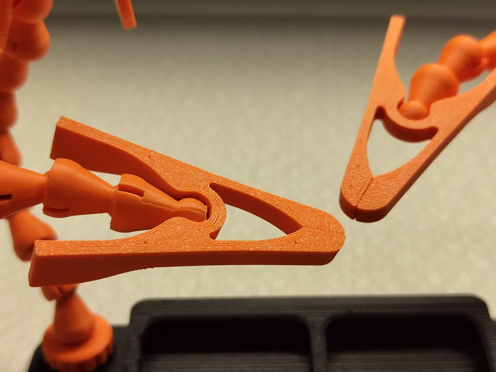 Flexible Helping Hands | Modular Arm Clip Stand - Free 3D Print Model ...