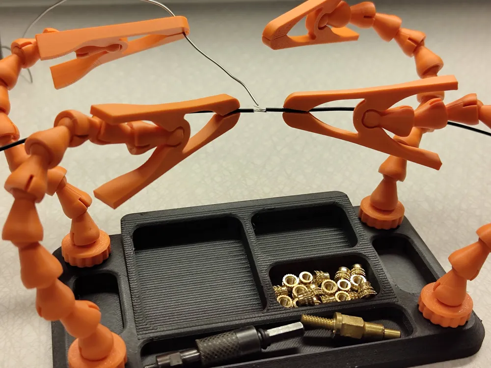 Flexible Helping Hands | Modular Arm Clip Stand - Free 3D Print Model ...