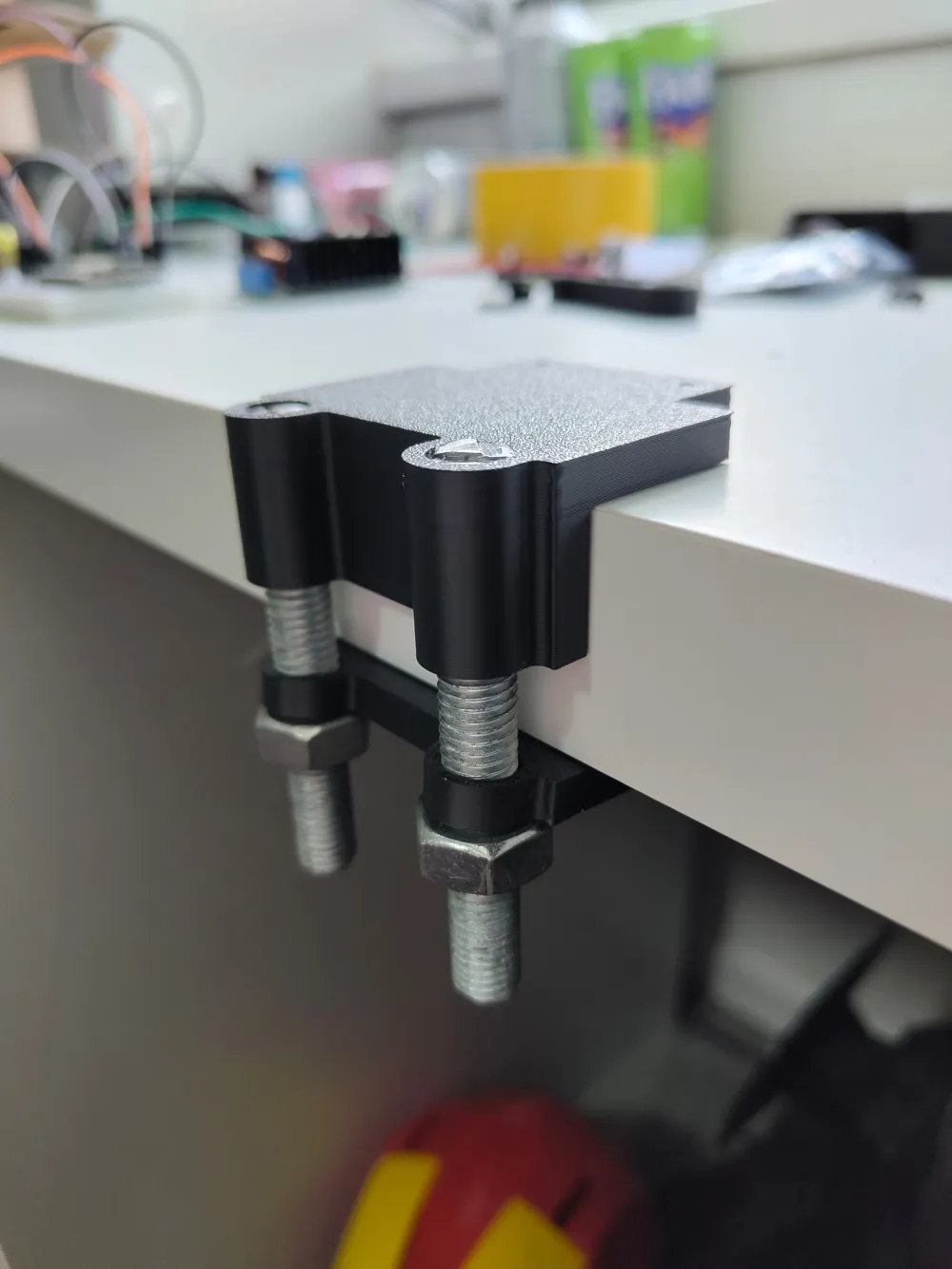 Clamp Table Mount by Kenny MakerWorld: Download Free 3D Models